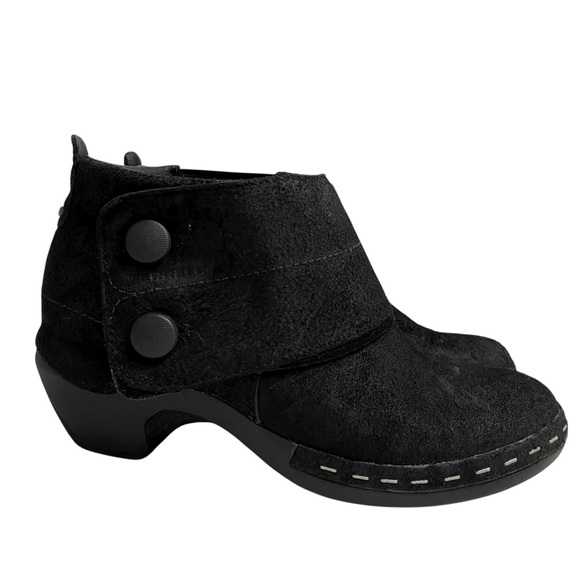 Merrell | Shoes | Merrell Luxe Button Clog Booties Ankle Boots Black ...